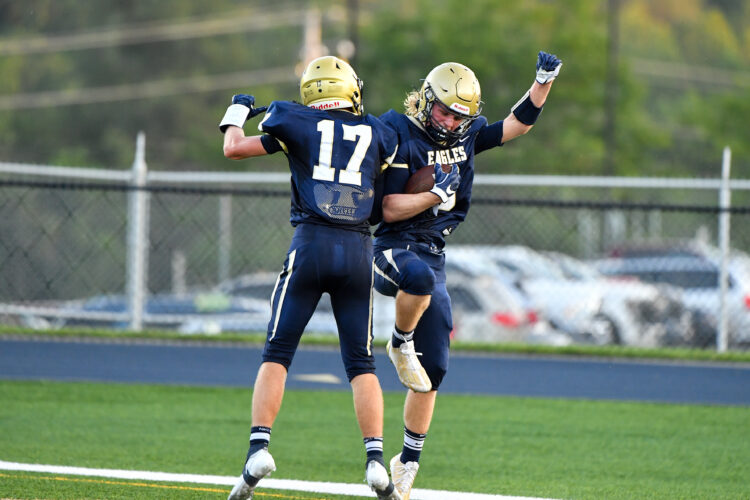 Dubbs’s late touchdown secures BEA football season opening victory ...